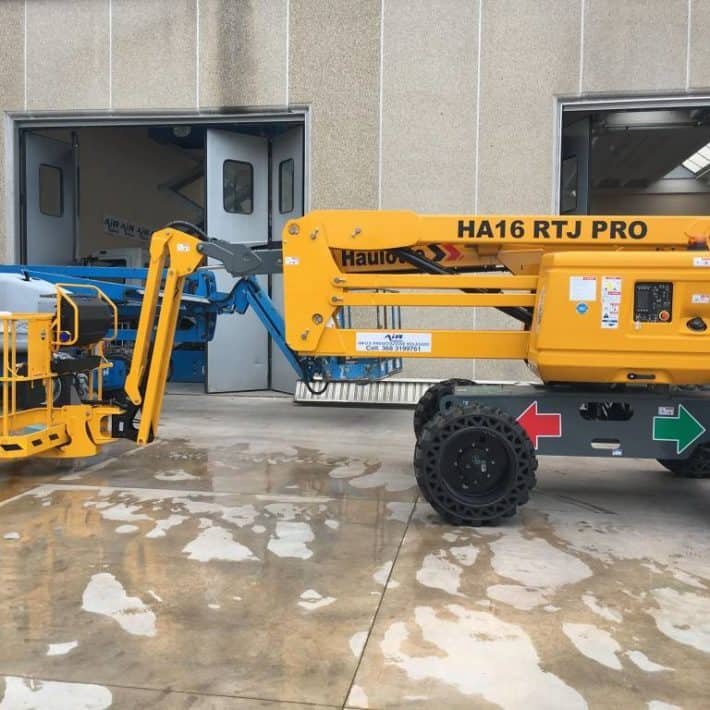 Аренда коленчатого подъемника Haulotte HA16RTJ Pro